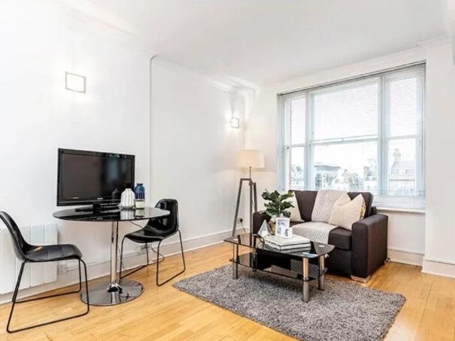 Apartment at Hill Street, City of Westminster