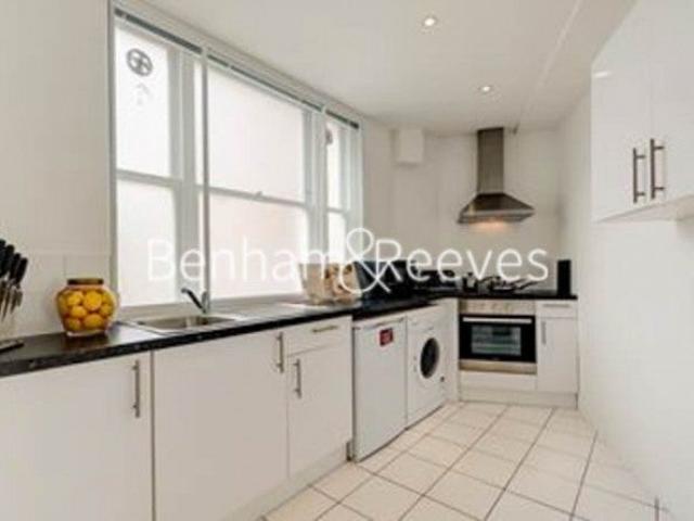Apartment at Hill Street, City of Westminster