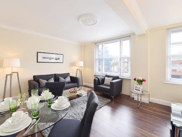 Apartment at Hill Street, City of Westminster