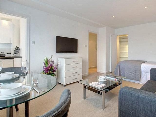 Apartment at Hill Street, City of Westminster
