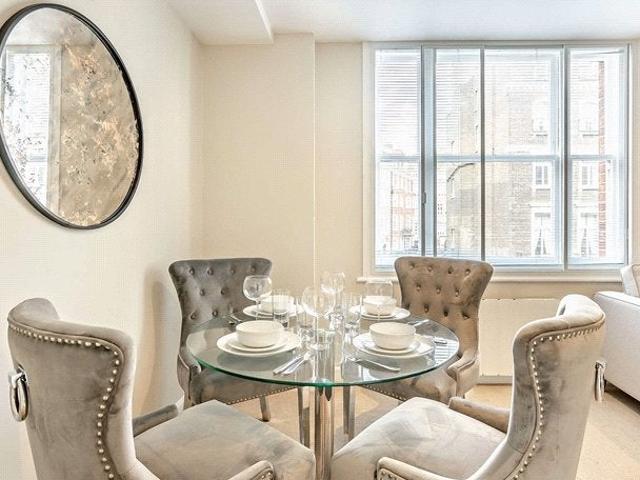 Apartment at Hill Street, City of Westminster