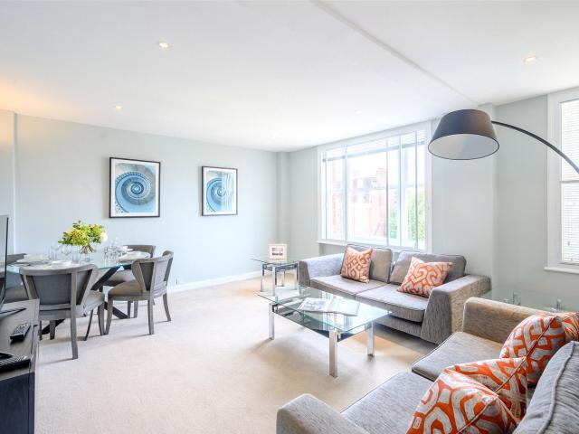Apartment at Hill Street, City of Westminster