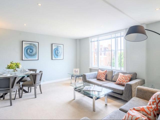 Apartment at Hill Street, City of Westminster