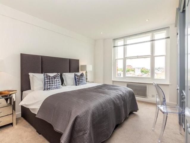 Apartment at Hill Street, City of Westminster