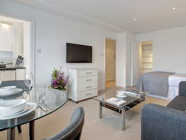 Apartment at Hill Street, City of Westminster