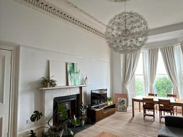 Apartment at Hill Street, Glasgow