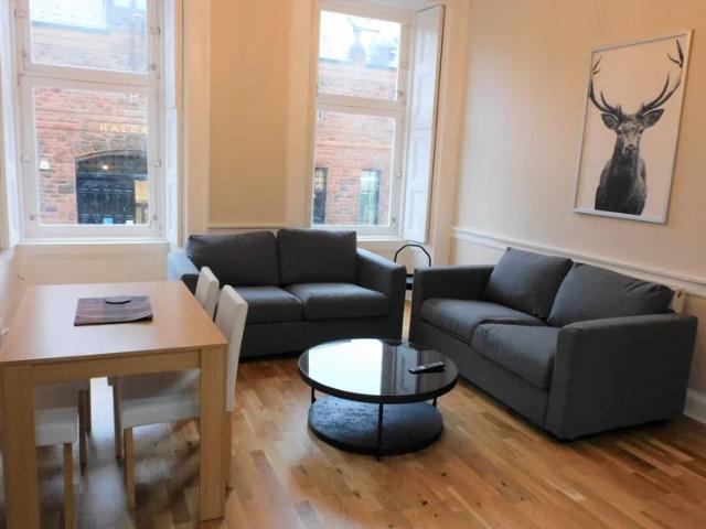 Apartment at Hill Street, Glasgow