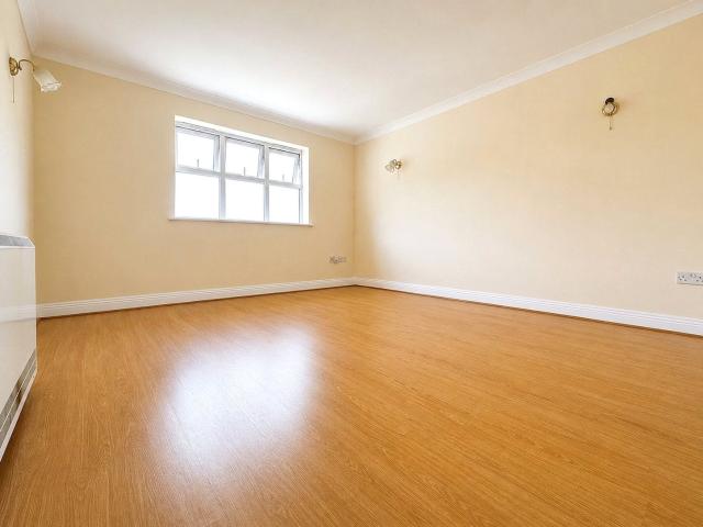 Apartment at Hillary Drive, Greater London
