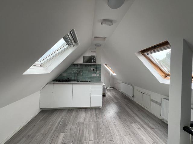 Apartment at Hillcroft Crescent, Greater London