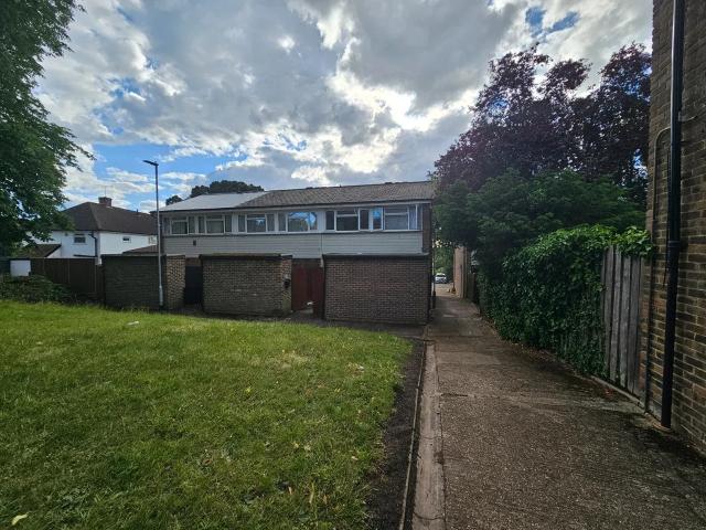 Apartment at Hillingdon Trail, Greater London