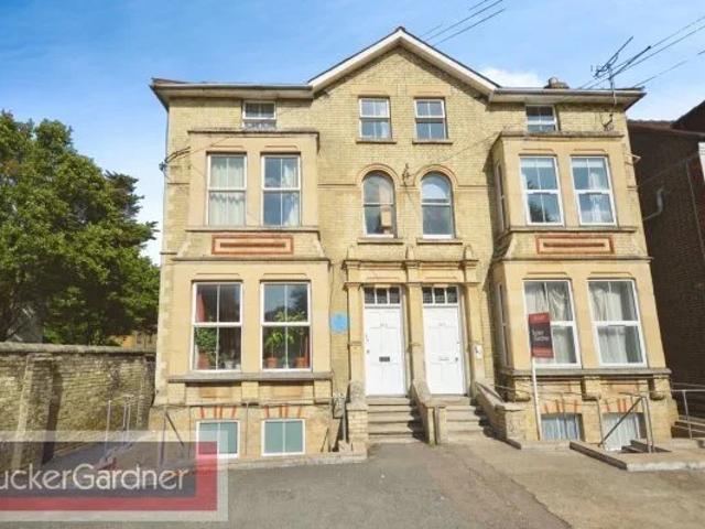 Apartment at Hills Road cycleway, Cambridge