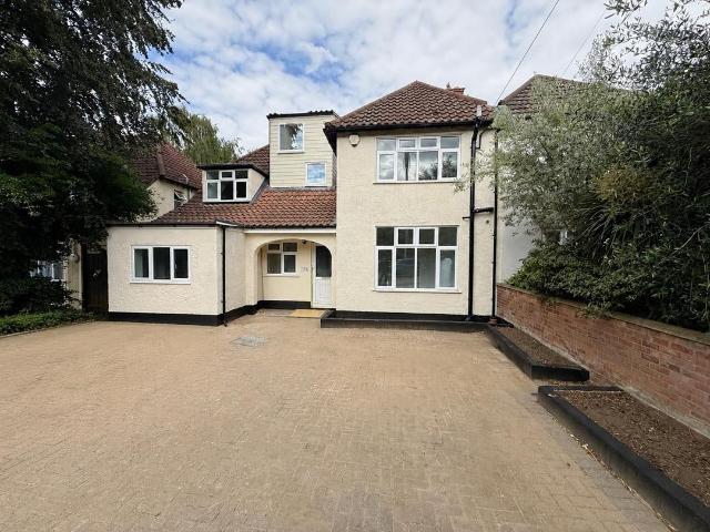 Apartment at Hills Road cycleway, Cambridge