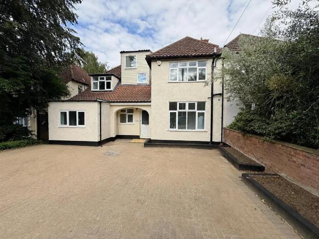 Apartment at Hills Road cycleway, Cambridge