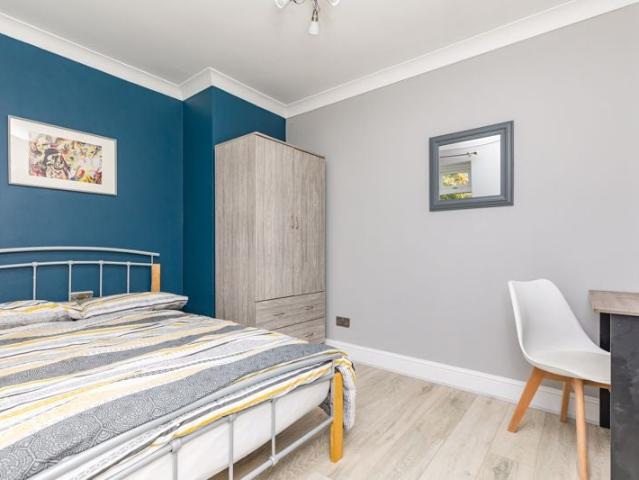 Apartment at Hillside, Brighton