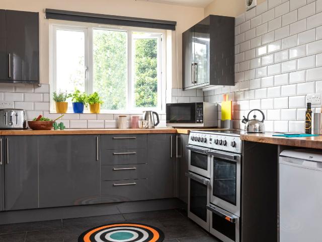 Apartment at Hillside, Brighton