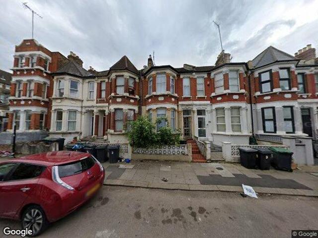Apartment at Hillside Road, Greater London