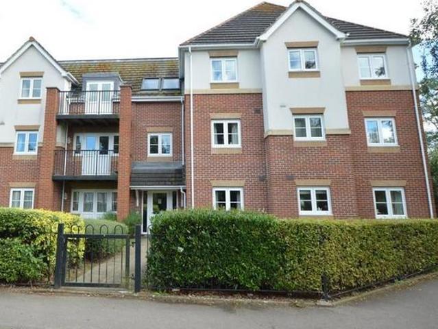 Apartment at Hiltingbury Road, Chandler's Ford