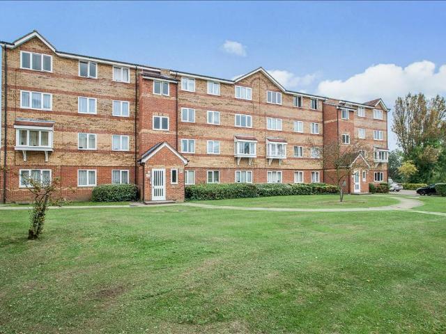 Apartment at Himalayan Way, Watford