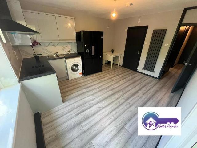 Apartment at Hind Grove, Greater London