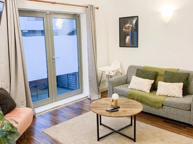Apartment at Hutching's Street, Greater London