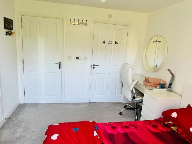 Apartment at Hutton Close, Newbury