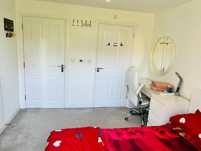 Apartment at Hutton Close, Newbury