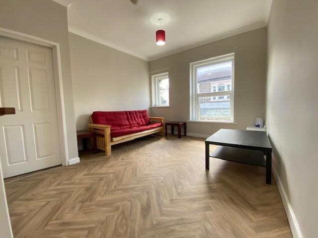apartment at Hudds Vale Road, Bristol, BS5