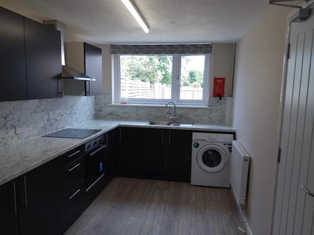 Room at Humber Way, Basildon