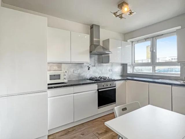 Apartment at Hunton Street, Greater London