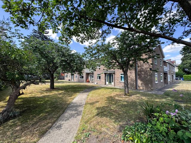 Apartment at Huntingdon Road, Cambridge