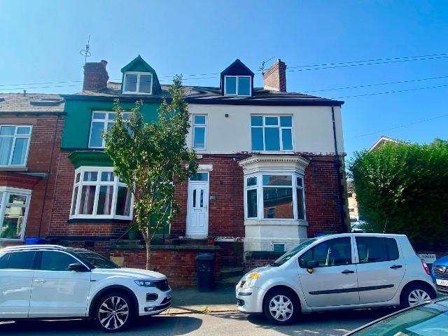 Apartment at Huntingtower Road, Sheffield