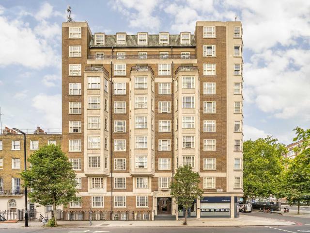 Apartment at Huntsworth Mews North, City of Westminster