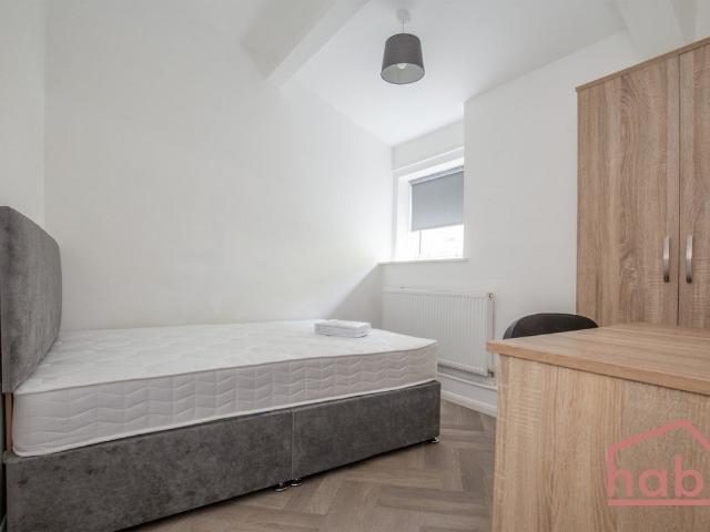 Apartment at Hurd Road, Norwich