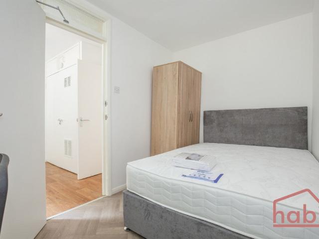 Apartment at Hurd Road, Norwich