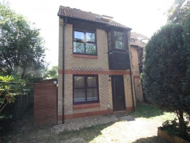 Apartment at Hurlford, Woking