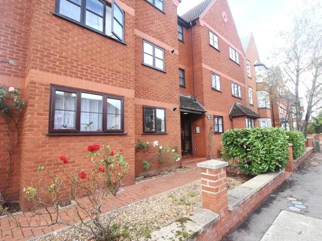 Apartment at Hurst Grove, Bedford