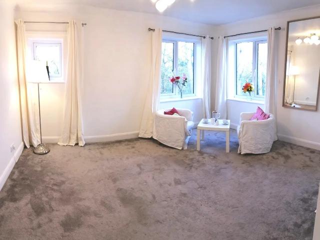 Apartment at Hurst Road, Ashford