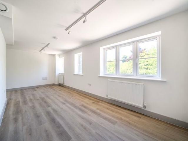 Apartment at Hurtis Hill, Wealden