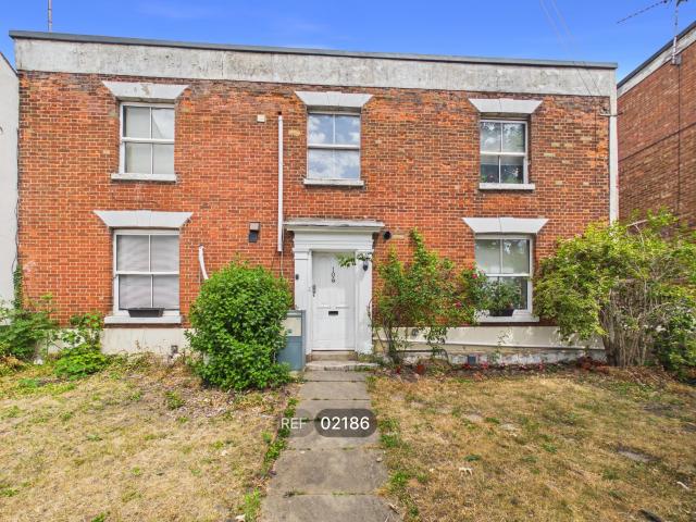 Apartment at Hythe Hill, Colchester