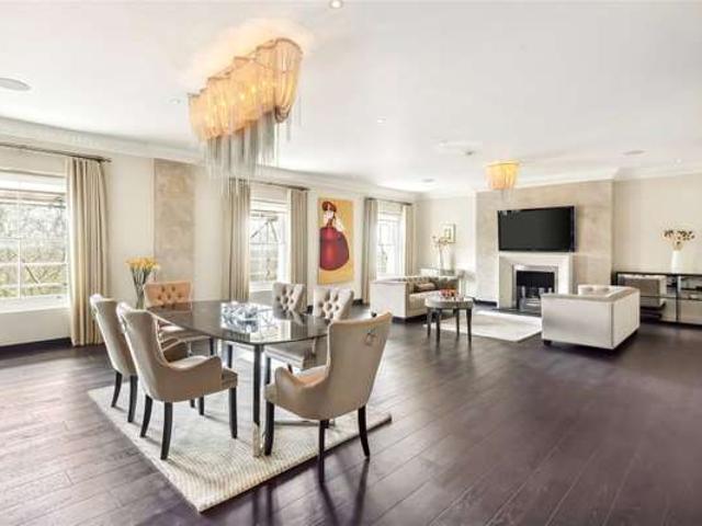 Apartment at Hyde Park Gardens, City of Westminster