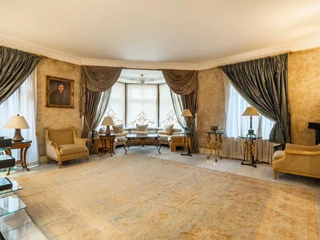 Apartment at Hyde Park Gate, Greater London