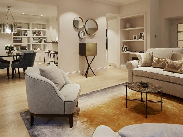 Apartment at Hyde Park Gate, Greater London