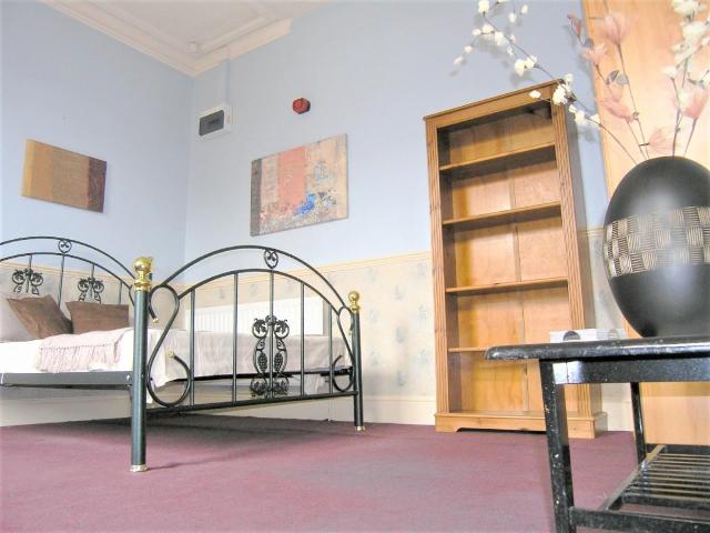 Apartment at Hyde Park Road, Leeds