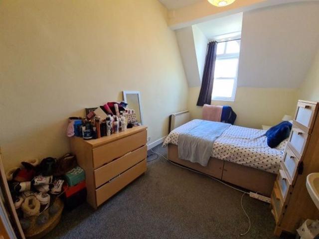Apartment at Hyde Park Road, Leeds