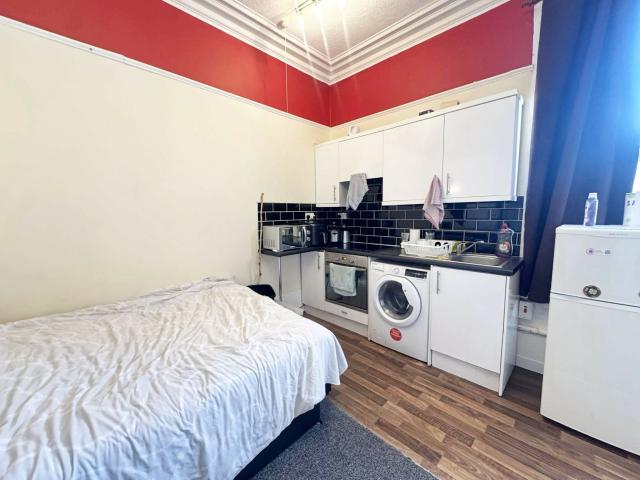 Apartment at Hyde Park Road, Leeds