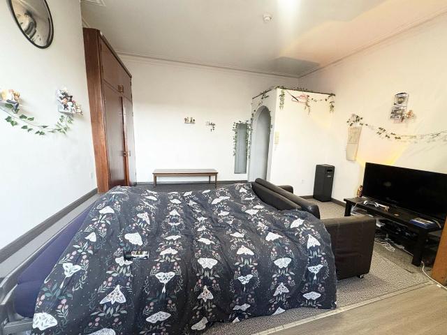 Apartment at Hyde Park Road, Leeds