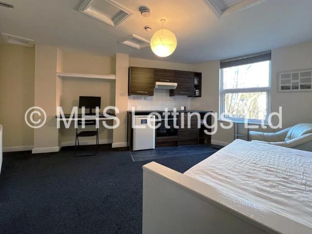Apartment at Hyde Park Terrace, Leeds