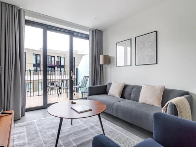 Apartment at International Way, Greater London