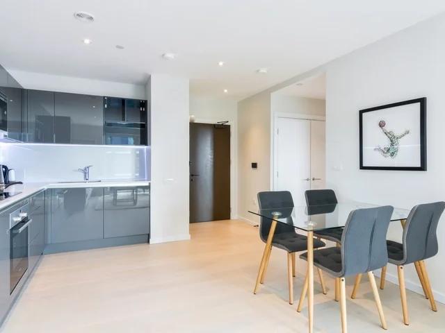 Apartment at International Square, Greater London