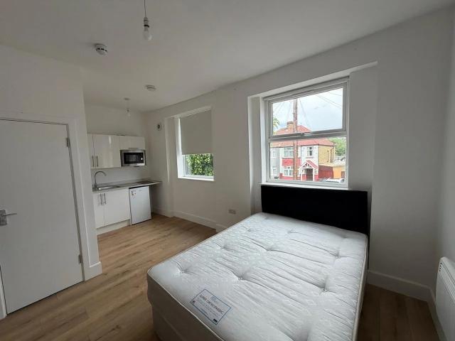 Apartment at Inwood Road, Greater London